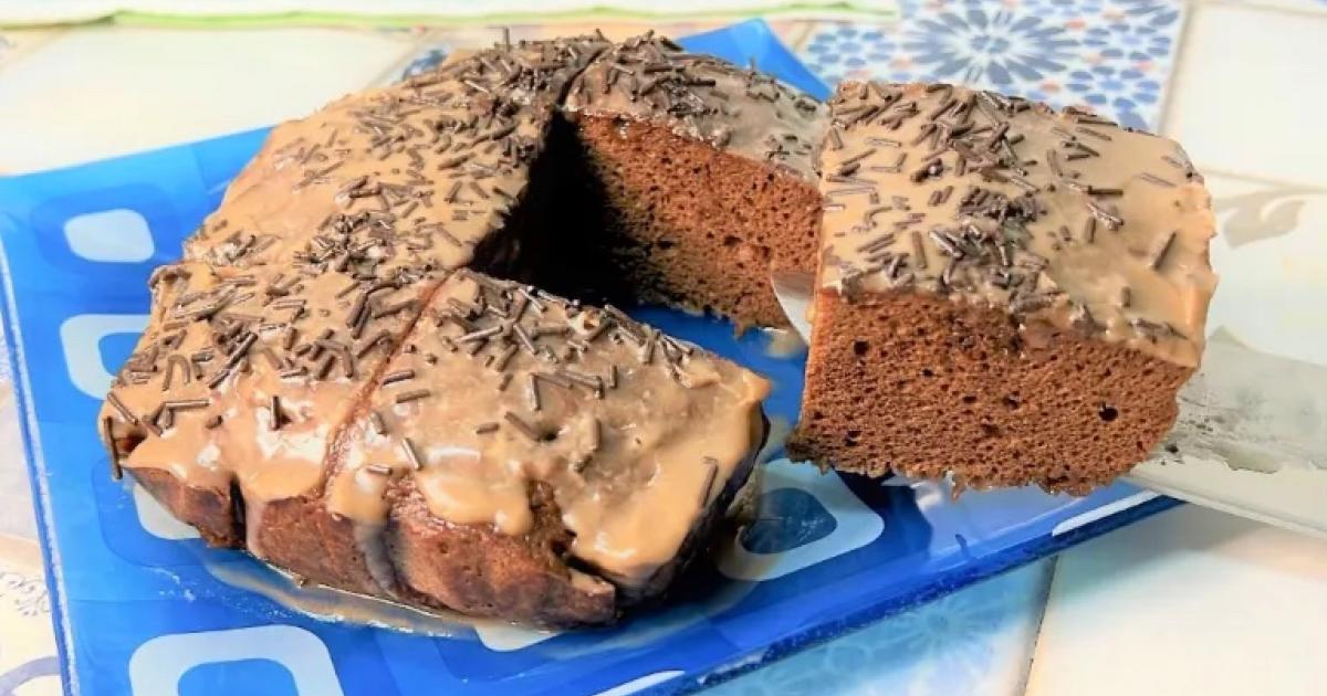 Bizcocho de cacao en 5 minutos | Recetas Fáciles Reunidas
