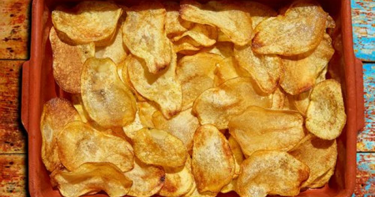 Patatas chips caseras | Recetas Fáciles Reunidas