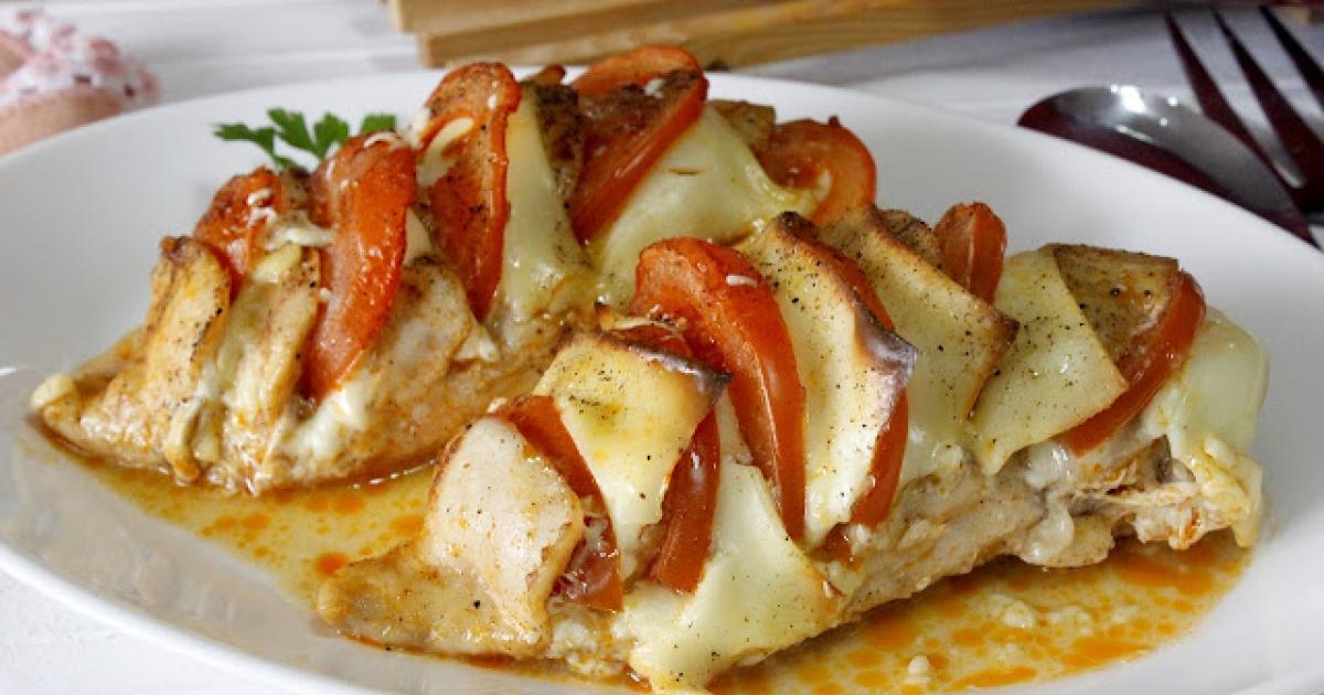 Pechugas De Pollo Con Queso Y Tomate Al Horno Recetas Fáciles Reunidas