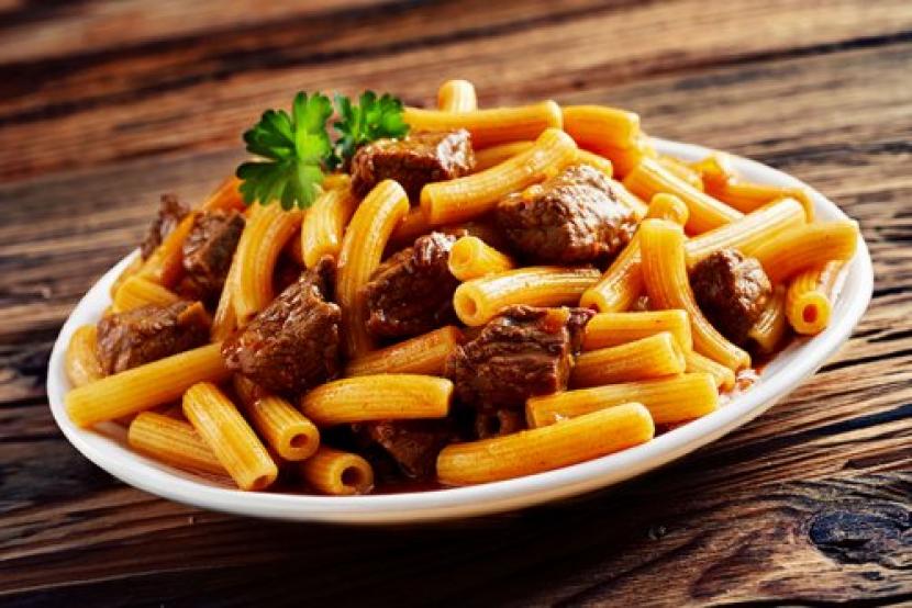 Macarrones Guisados Con Carne Recetas Fáciles Reunidas